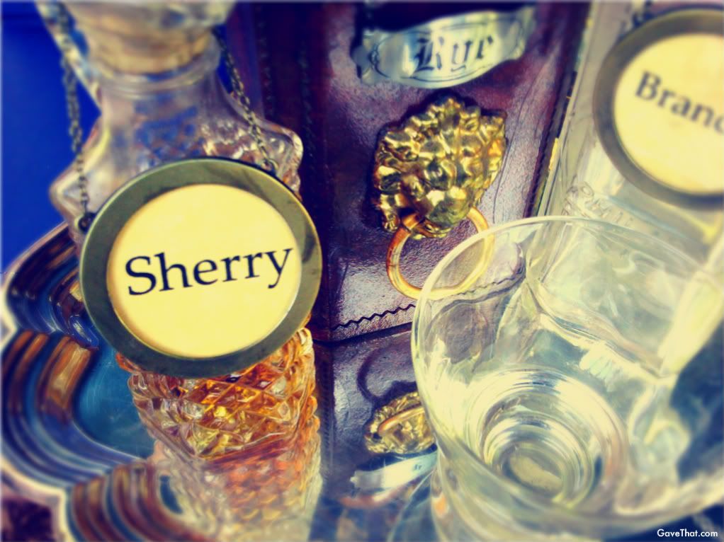 DIY Decanter Bottle Labels