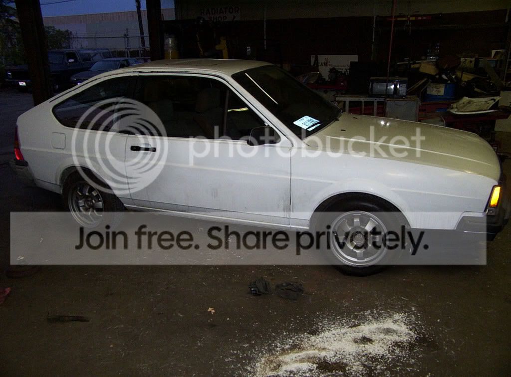 Volkswagen Quantum Coupe 1982 VW Volkswagen Quantum Hatchback Road
